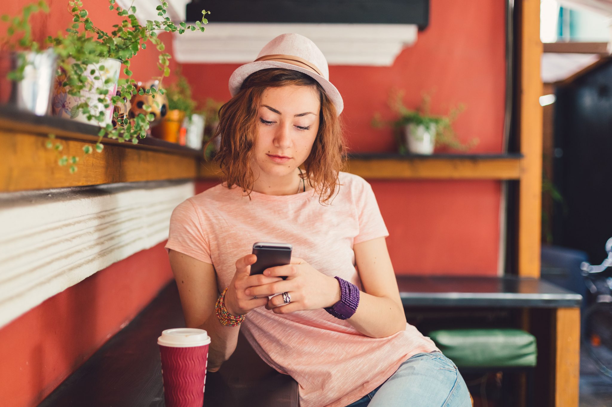 Roaming outside EU | Commission for Communications Regulation
